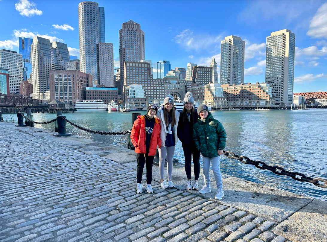 Thanksgiving Break Trips – The Mane Edition