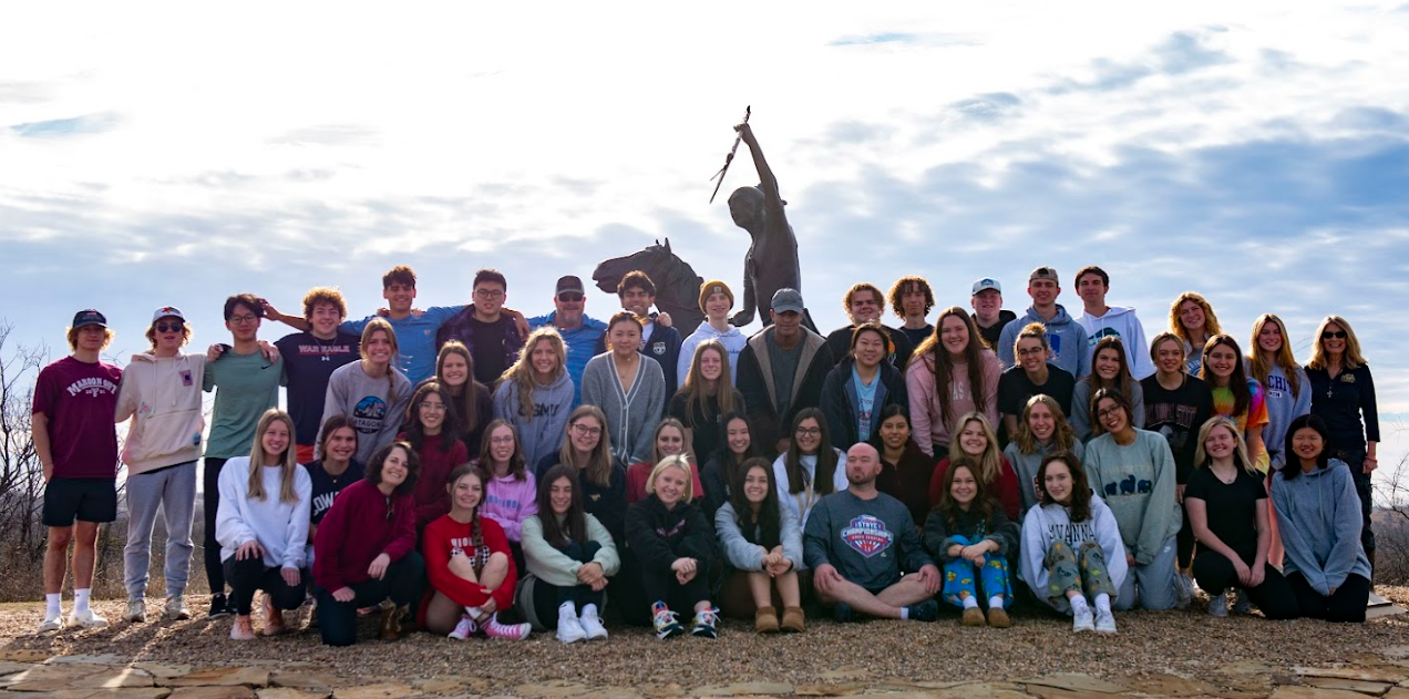 2023 Senior Retreat – The Mane Edition